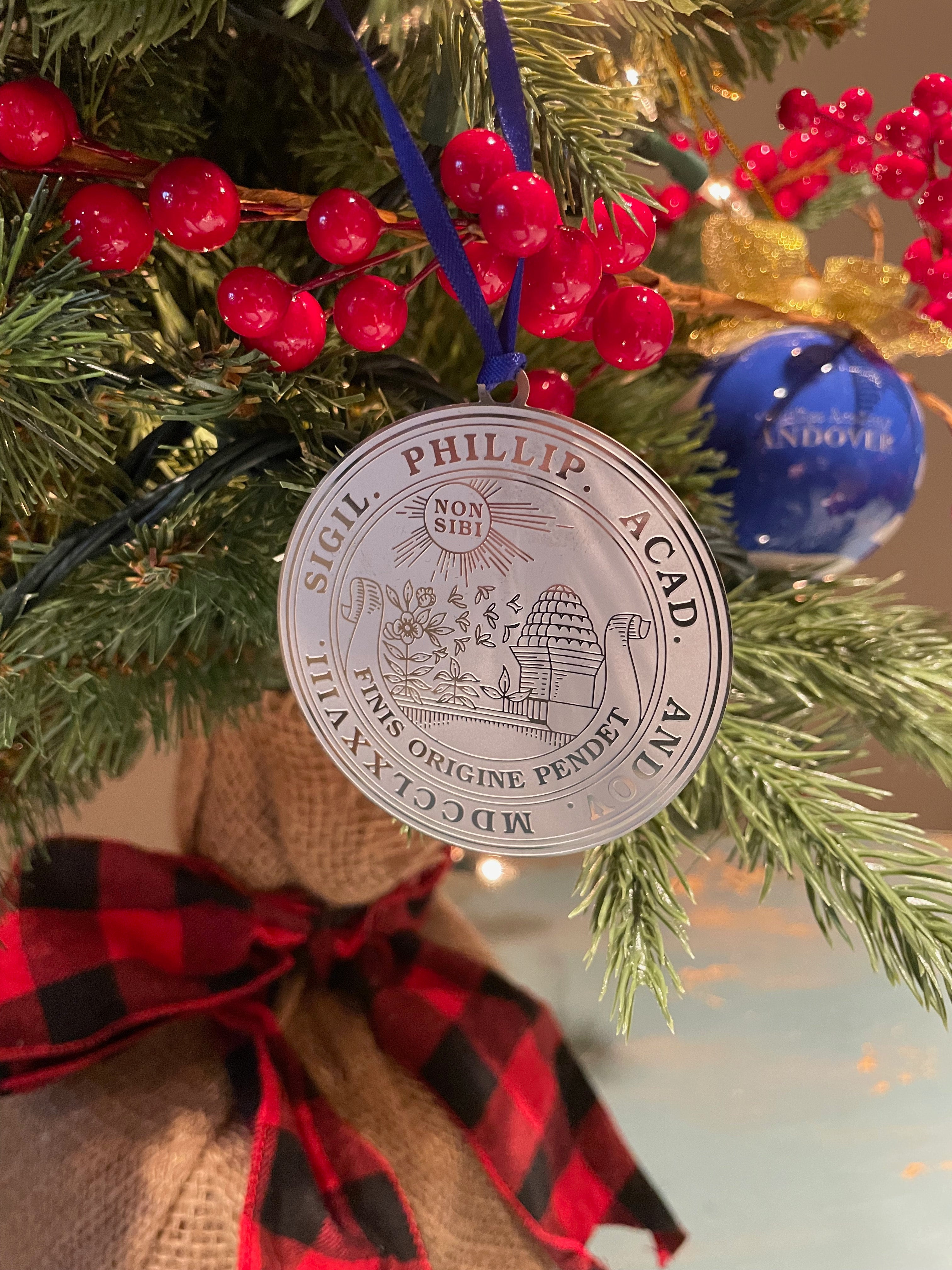 Ornament - Phillips Academy Seal | PSPA Campus Closet